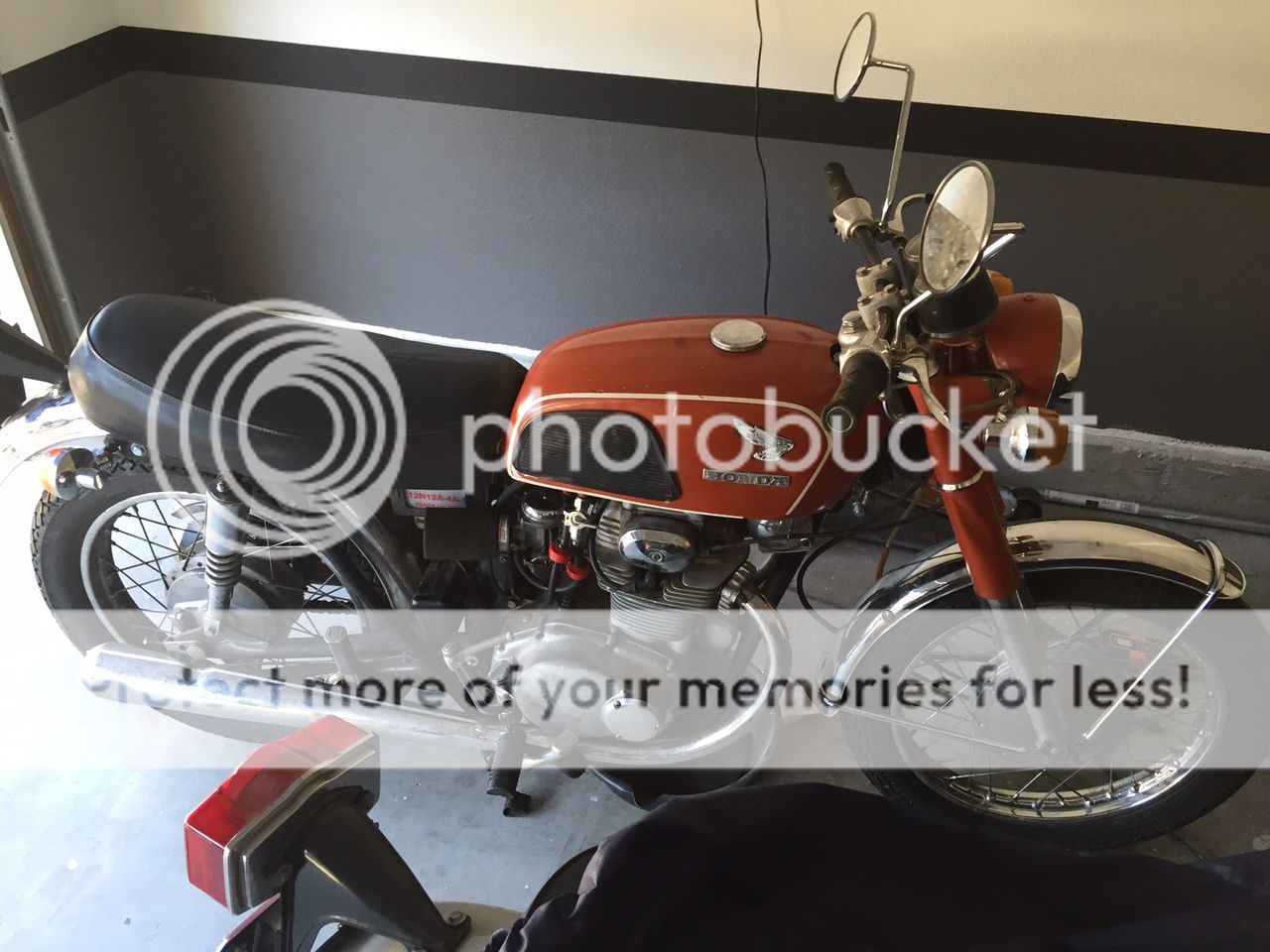 69 CB350 Leaks....same as my last 350. | Honda Twins